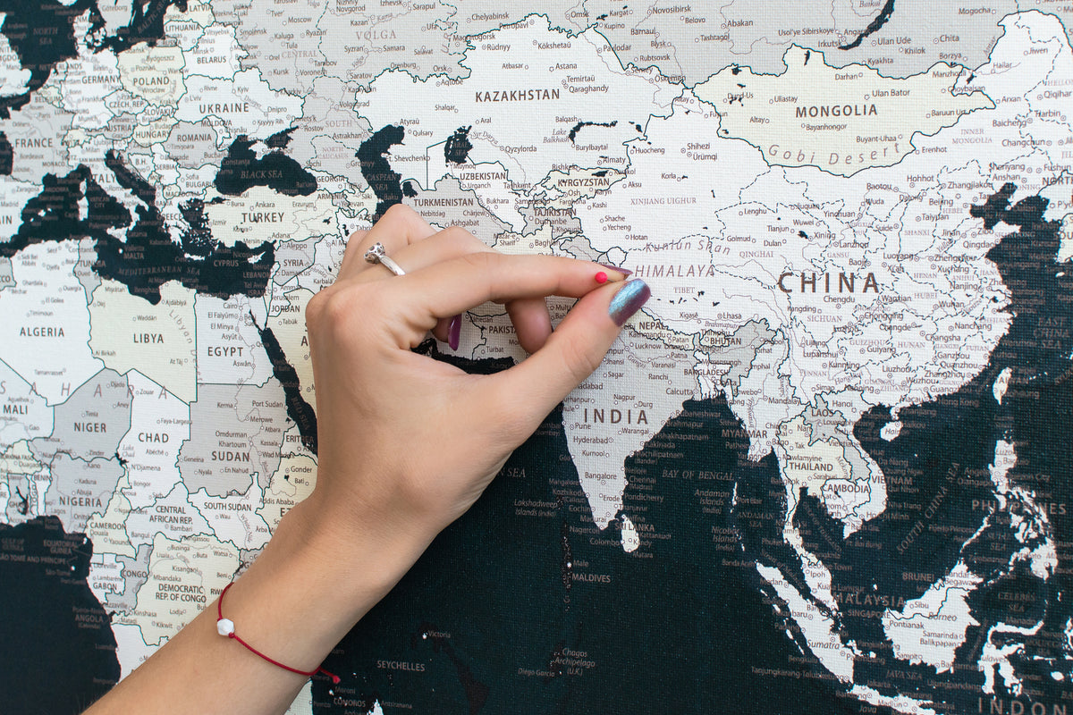 Push Pin World Map - Dark Green (Detailed) – PinArtMap